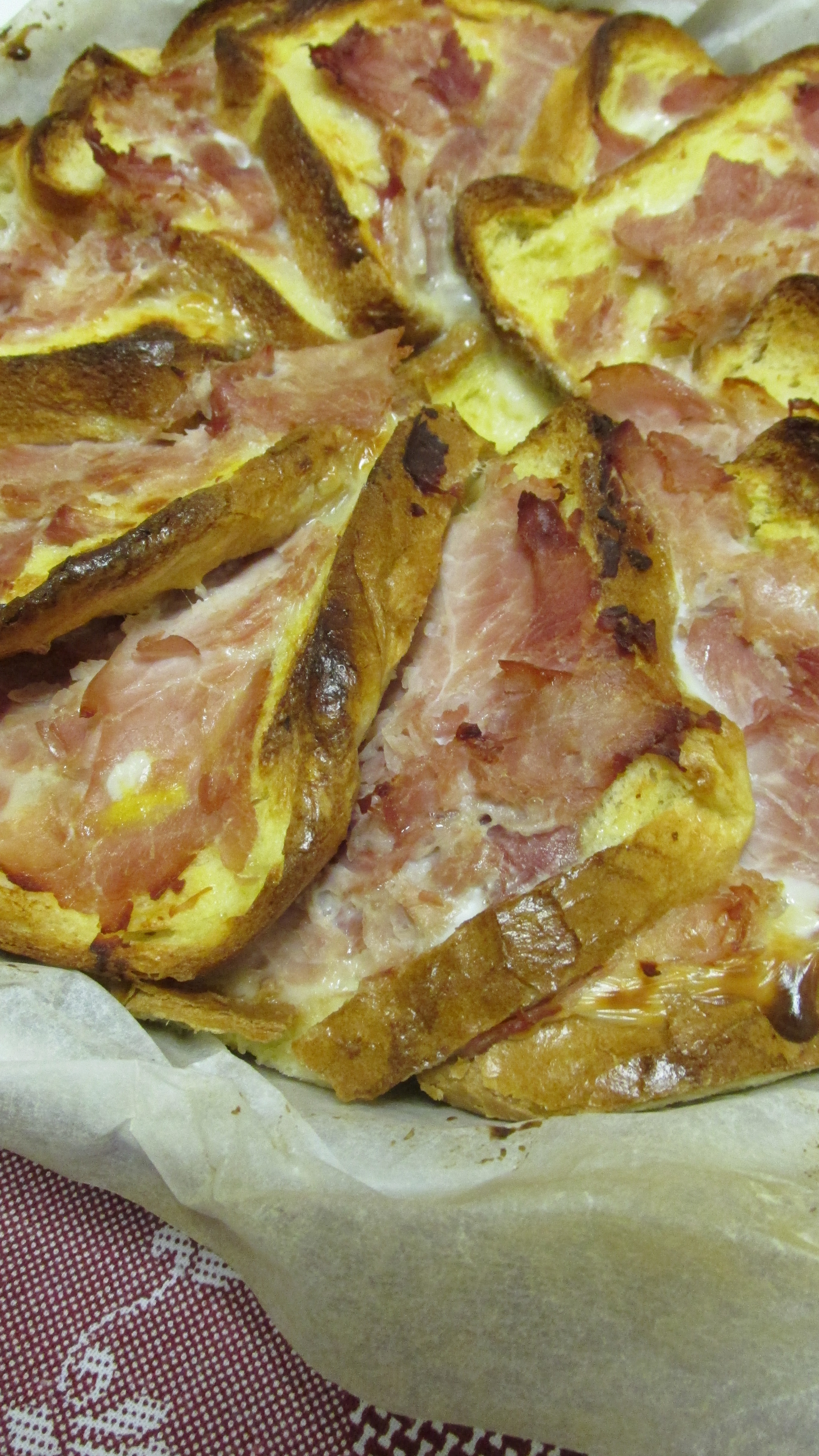 Pizza di pane (ricetta del riciclo) | Ricetta ed ingredienti dei ...