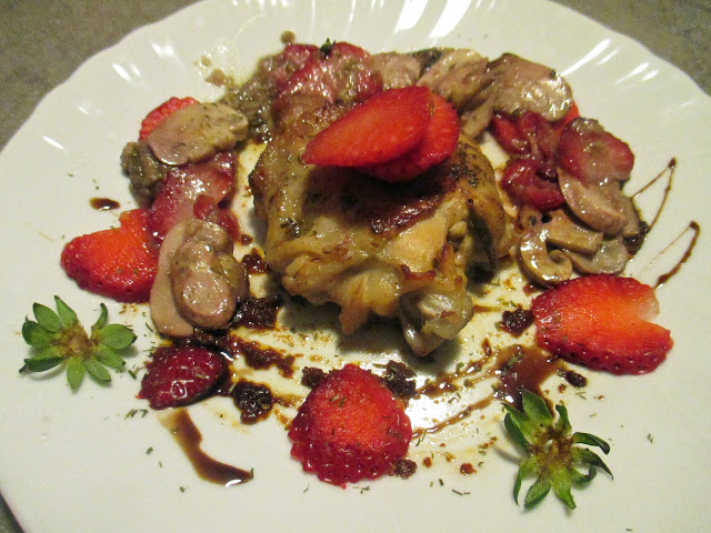 BAROLO CHICKEN WITH STRAWBERRIES AND MUSHROOMS (RECETTE AUSSI EN ...