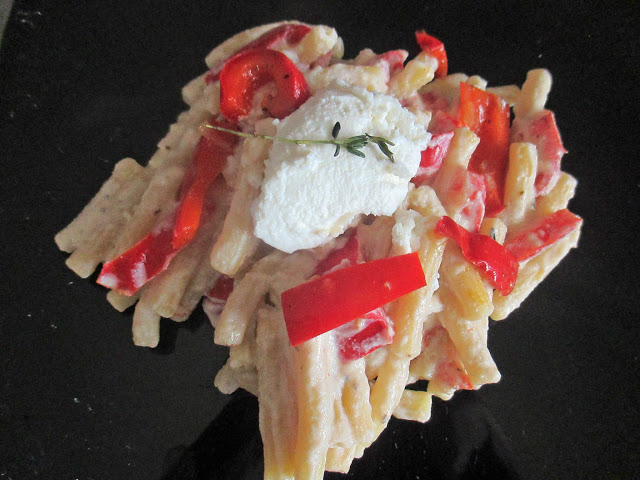 SEDANINI PASTA WITH RICOTTA CHEESE AND FLAVORED RED PEPPER (RECETTA ...