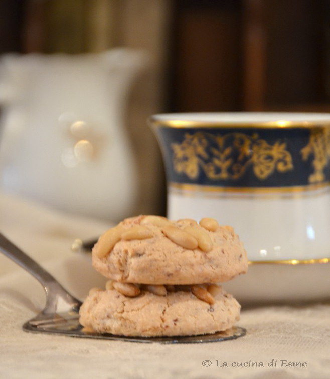 Le pinolate umbre | Ricetta ed ingredienti dei Foodblogger italiani