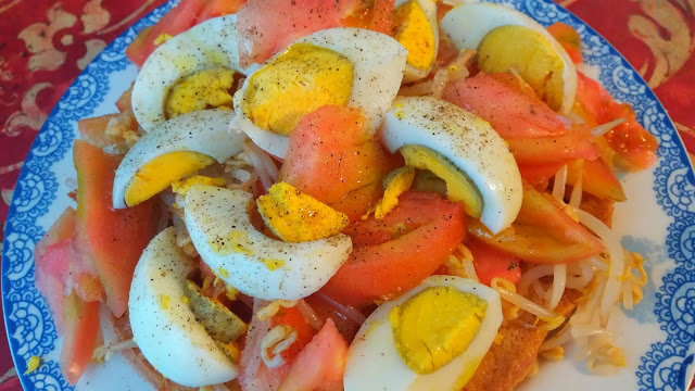 FRESELLA con UOVA e POMODORI !!!!!!!!!! | Ricetta ed ingredienti dei ...