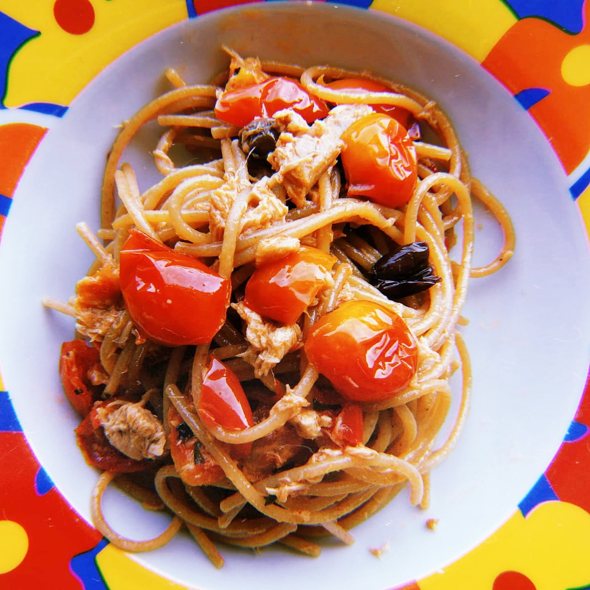 Spaghetti tonno e pachino | Ricetta ed ingredienti dei Foodblogger italiani