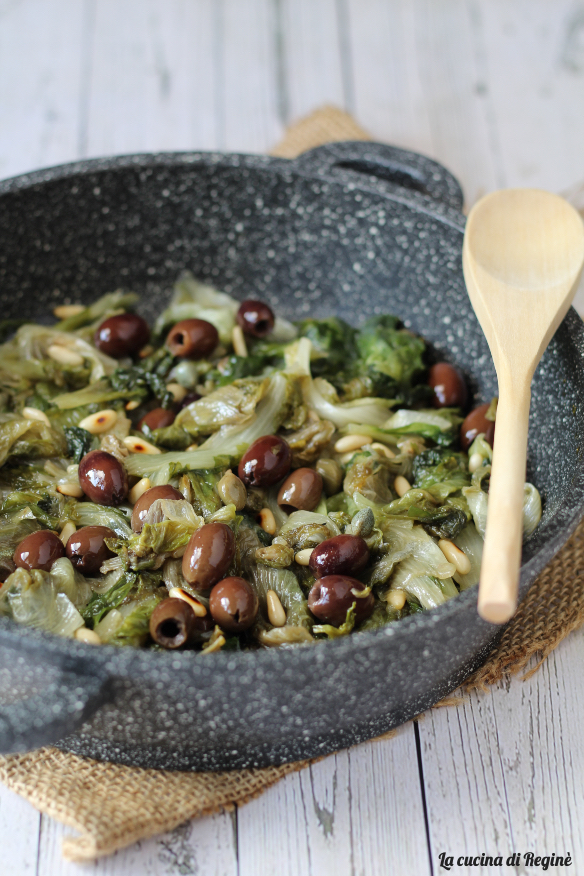 Scarola saltata in padella | Ricetta ed ingredienti dei Foodblogger ...