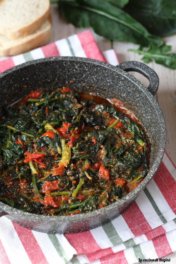 Broccoli di Natale in padella con pomodorini | Ricetta ed ingredienti ...